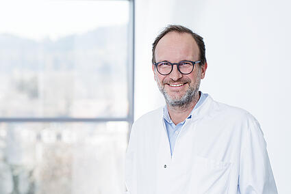 Endoskopie Award für Wirbelsäulenchefarzt Dr. Hassel